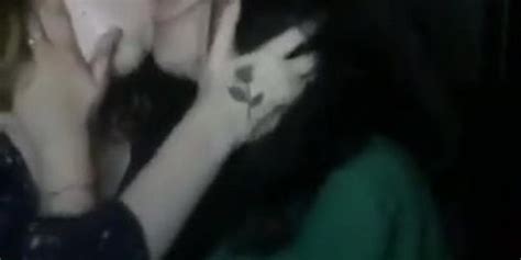 Katie Cassidy Hot Lesbian Kiss K Tnaflix Com