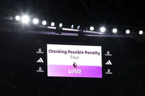 Where Arsenal Chelsea And Spurs Sit In Premier League Without Var Table