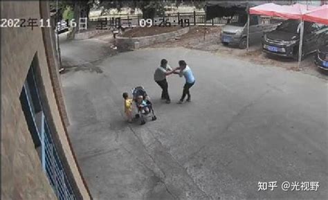 如何看待男子当街猥亵两孩子母亲，此前曾试图猥亵另一女子！事发地村支书回应：疑有精神疾病这件事？ 知乎