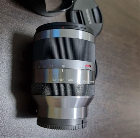 Sony 18-200mm lens, Photography, Lens & Kits on Carousell