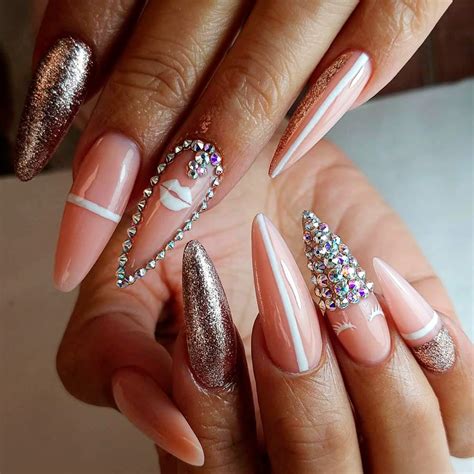 45 Best Stiletto Nails Designs For A Daring New Look