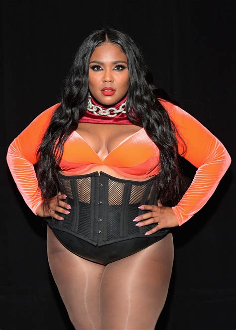 Lizzo Wore A ‘vote Dress To The 2020 Billboard Music Awards—and Gave A