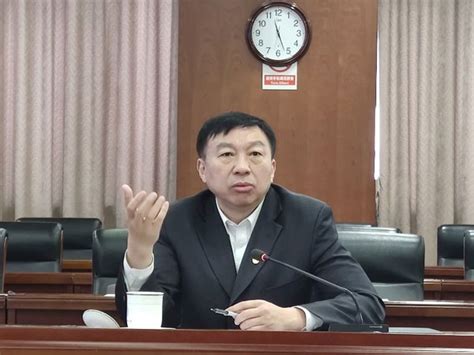 学校召开2023年第四季度书记调度会暨机关部处长联席会