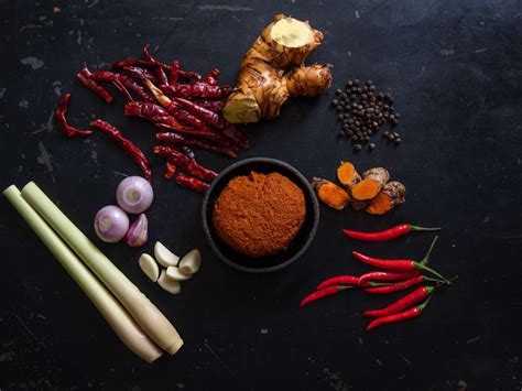 Prik Gaeng Pak Dtai Southern Thai Curry Paste Recipe