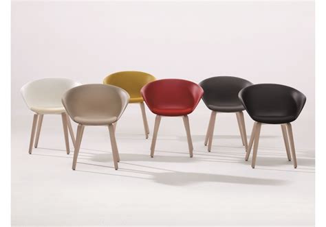 Duna 02 Arper Armchair With Cushion And Wooden Legs Miliashop