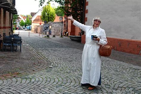 Villingen Schwenningen Schon im alten Villingen wird Abstand gehalten SÜDKURIER