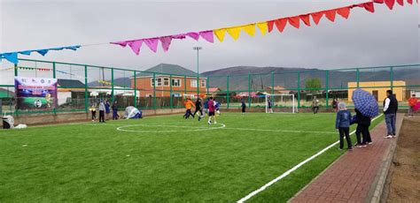 Завхан аймгийн Улиастай сум хөл бөмбөгийн шинэ талбайтай боллоо