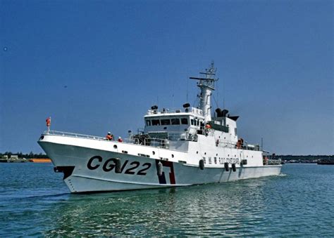 （有片）「南投艦」基隆港停泊不慎撞碼頭 海巡署艦隊分署將賠償修復
