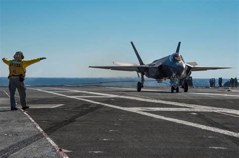 Navy Deploys New Jsow C1 Fighter Launched Missile Business Insider