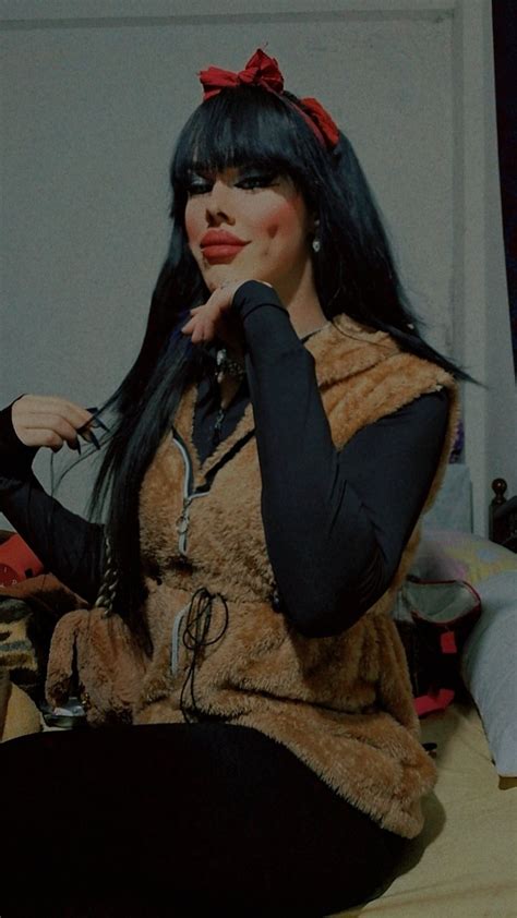 Queen Junella Syrian Transsexual Escort In Beirut