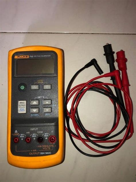 Volt MA Calibrator Fluke 715 Health Nutrition Health Monitors