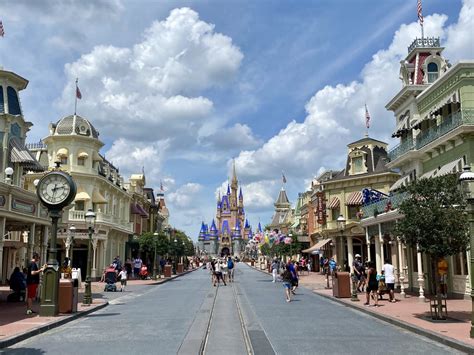 Disney Magic Maker Contest Rewards The Best Amber Likes