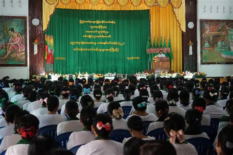 ပညာရေးဘွဲ့ စာပေးစာယူ ပထမနှစ်သင်တန်း ၁ ၂၀၂၂ သင်တန်းသား သူများအား က