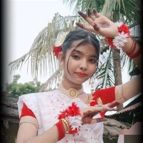 D I S H A Disha On Threads