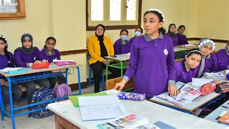 موعد امتحانات نصف العام بالمدارس والجامعات 2025 في مصر وكم عدد أيام