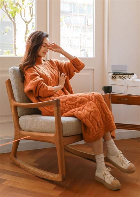 Журнал о вязании Вязание на заказ ВКонтакте Модные вязаные вещи Длинные свитера Женские