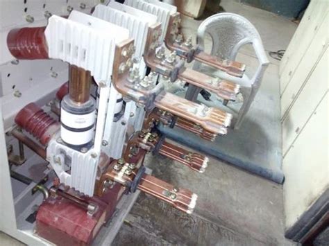Electric Siemens And Bhel Vcb Trolleys For Power Distribution At Rs