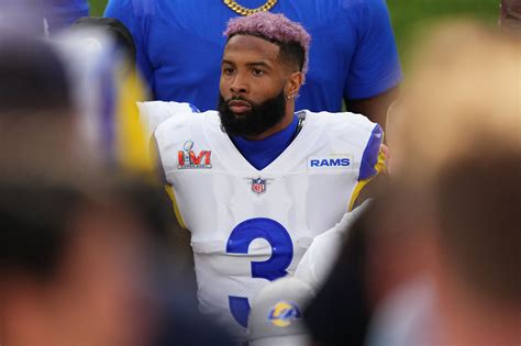 Police Release Footage Of Odell Beckhams Removal From Plane