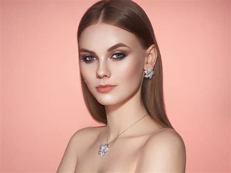 Hd Wallpaper Girl Style Model Makeup Lipstick Photoshoot