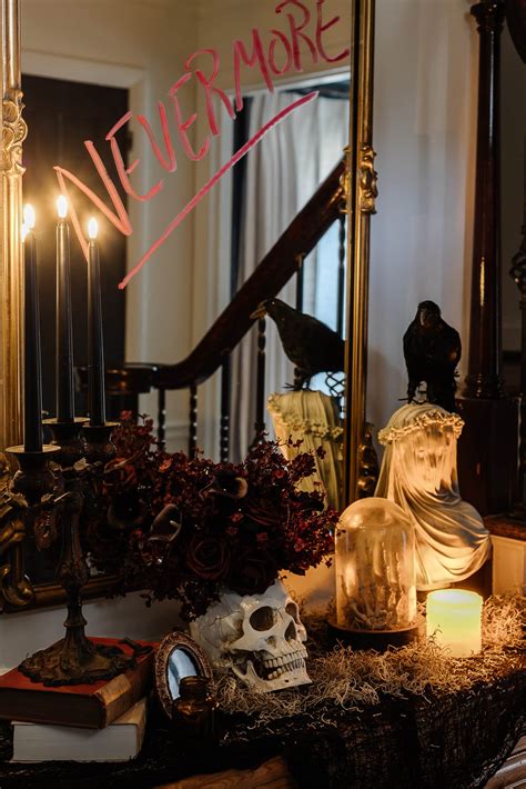 Diy Haunted House Halloween Decor In The Entryway Design It Style It