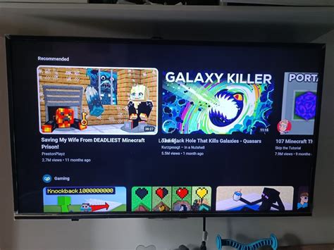 Skywort 43" smart tv not rush on Carousell