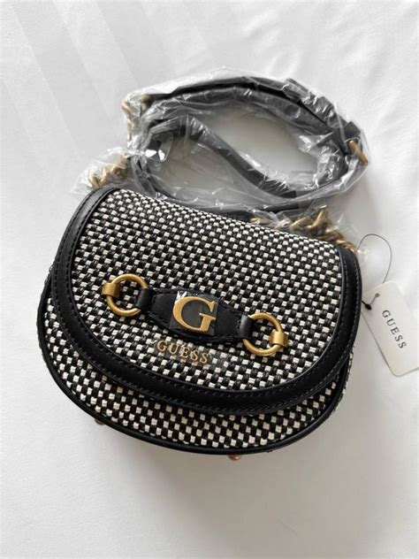 Оригінал Guess — ціна 5800 грн у каталозі Клатчі Купити аксесуари за доступною ціною на Шафі