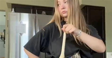 My Boobs Are So Big I Use Them As Treasure Chest But Im Getting A