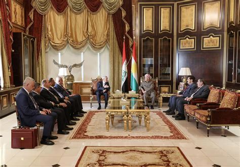 الرئيس بارزاني يستقبل رئيس جمهورية العراق