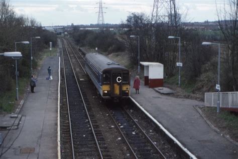 35mm Slide British Railway Br Diesel Class Dmu 153310 At Upton 1903