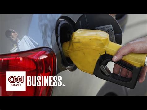 Teto do ICMS redução na gasolina pode chegar a R por litro dizem economistas CNN Brasil