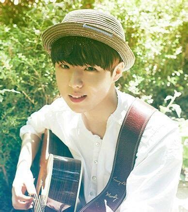 Yu Seung Woo 유승우 Artist profile K Pop Amino