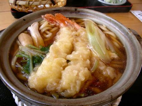 忙しいときや風邪の時に重宝♪簡単鍋焼きうどんレシピ！ 絶対に美味しいご飯 深夜は危険