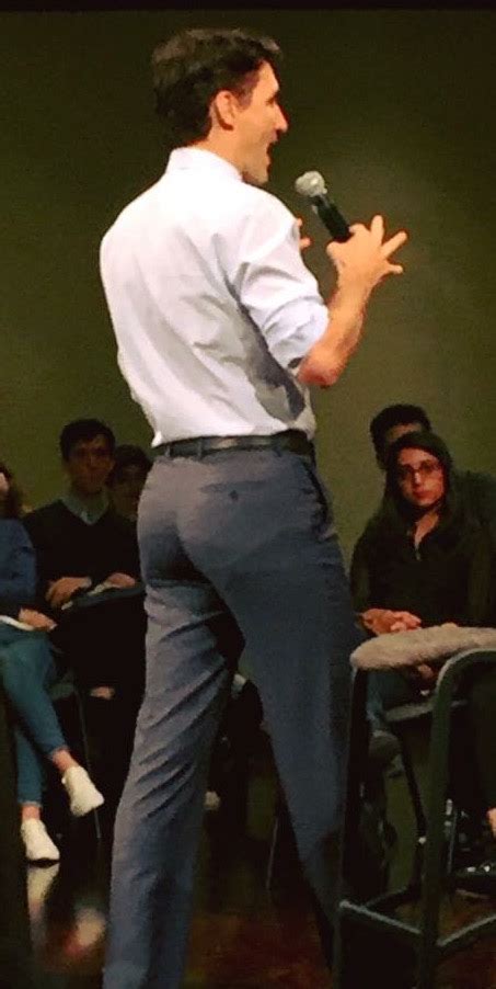 Kenneth In The 212 Ass Wednesday