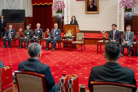 總統接見「111年度績優捐血人代表」 Flickrlinkr