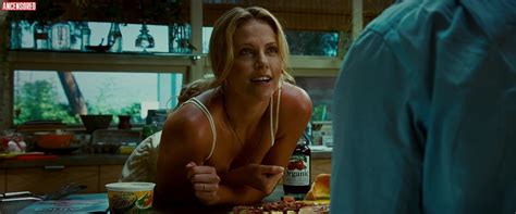 Charlize Theron Nuda ~30 Anni In Hancock