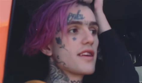 Pin De Lilyiscute Em Lil Peep 😭😫
