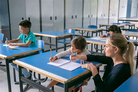 Acesso à Educação Pesquisa Aponta Ociosidade De 40 Das Vagas No