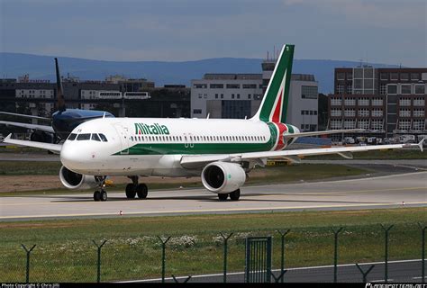 EI DTI Alitalia Airbus A320 216 Photo By Chris Jilli ID 209807