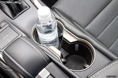 展露強勁攻擊力道 Lexus Nx300h F Sport Mobile01