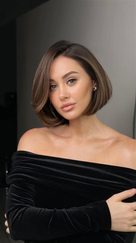 Ольга Дементьева «В 8 классе папа покрасил в черный и уже 9 лет я так и хожу хочу увидеть