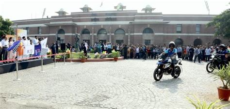 Home Minister Flags Off The Fit India Freedom Rider Biker Rally In New