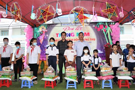 Nhiều hoạt động vui trung thu cho trẻ em nghèo Báo Bà Rịa Vũng Tàu