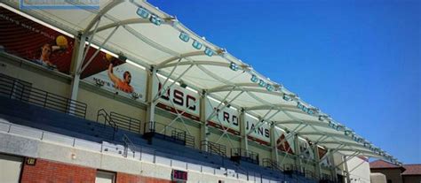 Hatalmas Szabadtéri Stadionban Sátor Membrán Struktúra Menedéket