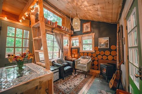 Beautiful Treehouse By The River In The Forest Living In A Tiny