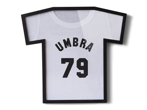 Ramka ścienna gablota na koszulkę Umbra T Frame S Black w Calvado