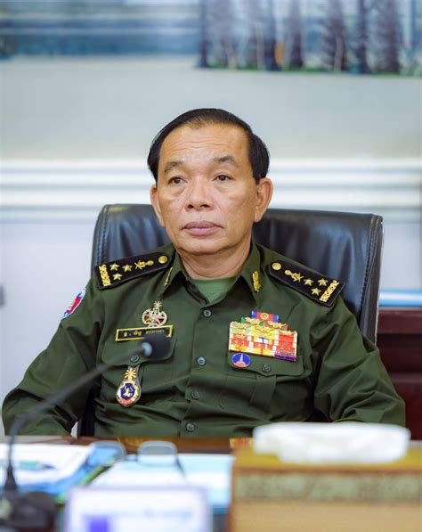 អគ្គមេបញ្ជាការនៃកងយោធពលខេមរភូមិន្ទ