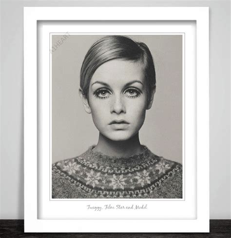 Poster Twiggy Film Star And Model Poster Art Print Dame Lesley Lawson British Cultural Icon