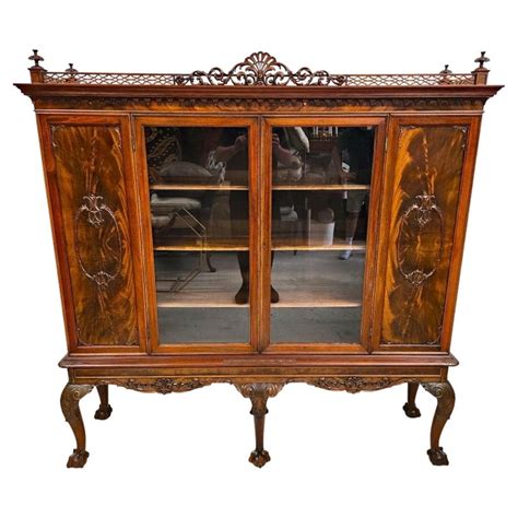 Antique China Cabinet Chippendale In Walnut By Royal Furniture Co For