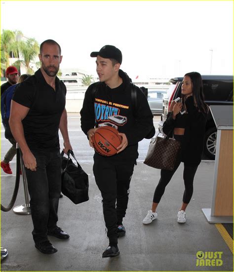 Full Sized Photo Of Austin Mahone Katya Henry Fly Out Lax 03 Austin