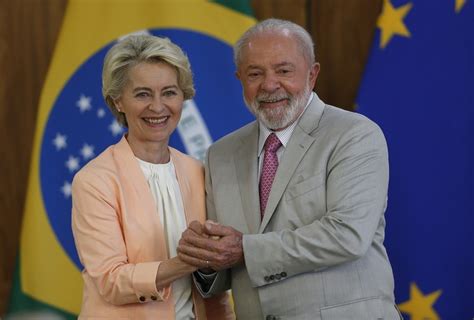 Em Meio A Expansão De Extrema Direita Governo Lula Torce Por Reeleição